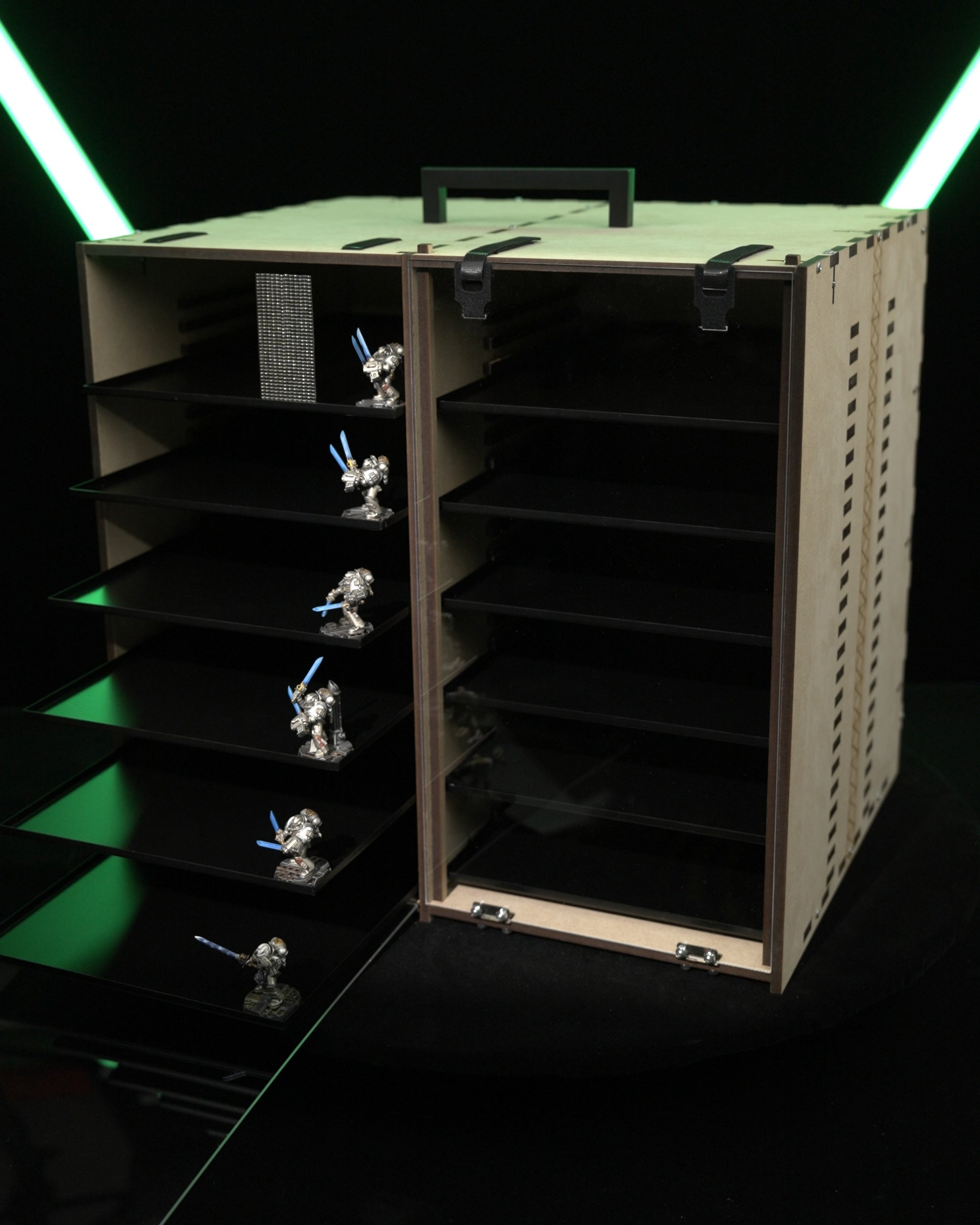 MagCase XL 2.0 MDF Magnetic Carrying Case / Display Case For Miniature ...